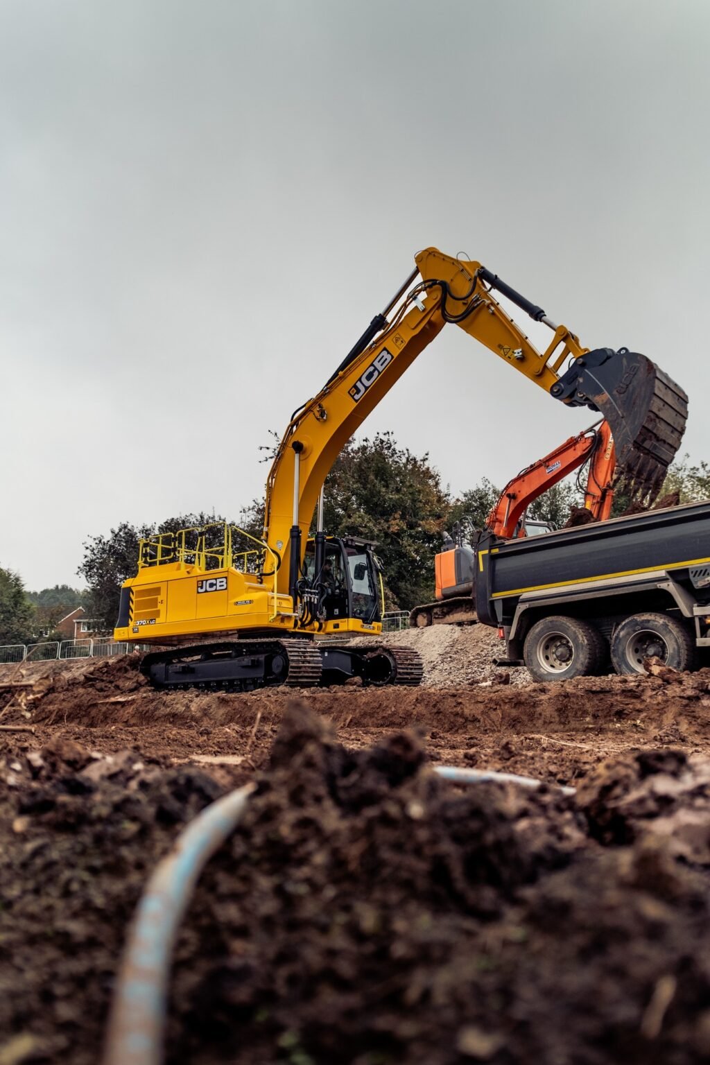 TOTAL Earthworks & Detailed Excavation Contractor Birmingham